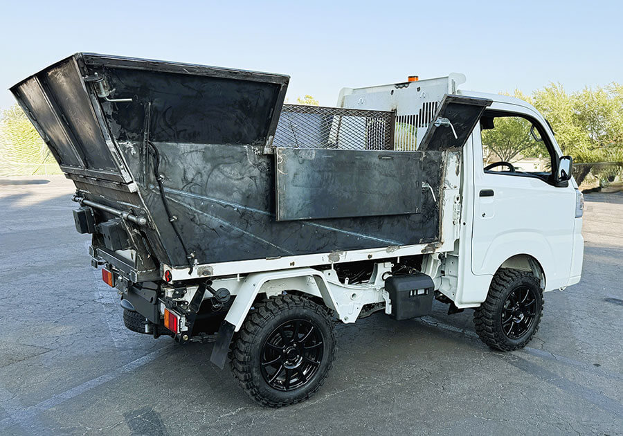 Custom & Split Body (1) - FF Gomez